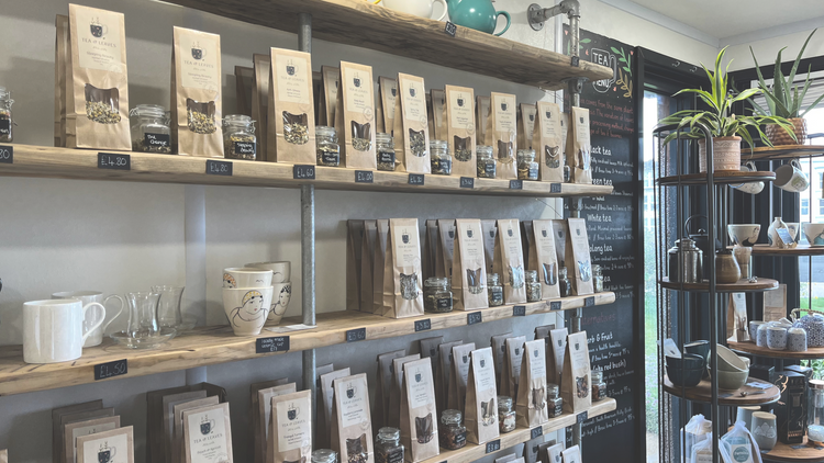 Tea & Leaves | Loose Leaf Tea & Houseplants